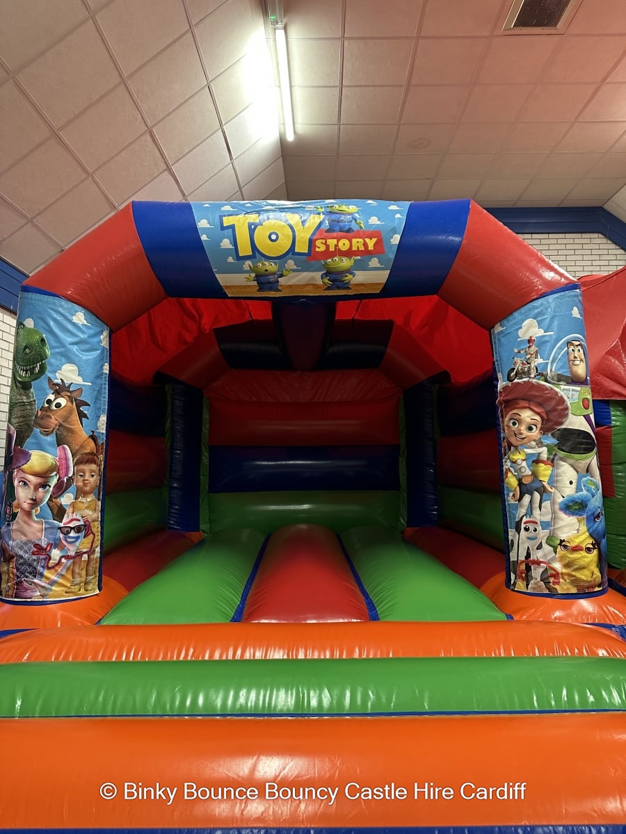 Endless entertainment with our Bouncy Castles and Soft Play hire